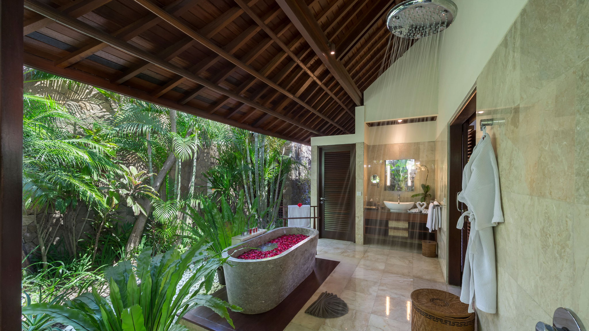 Elite Havens - Villa Asta - Bali Indonesia - Tropical outdoor ensuite ...