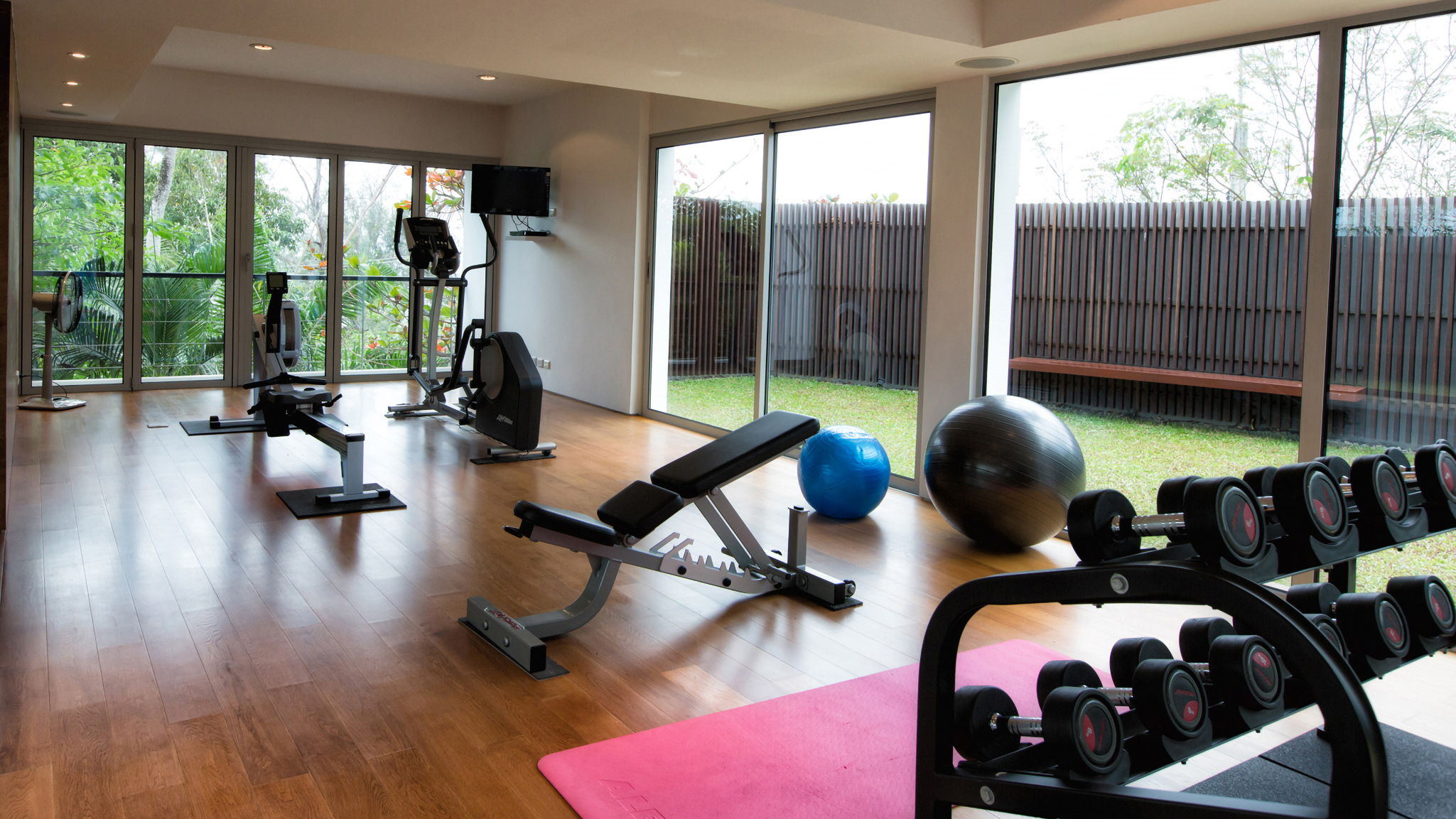 Photo Gallery | Villa Napalai - Surin villa with swimming pool, spa ...