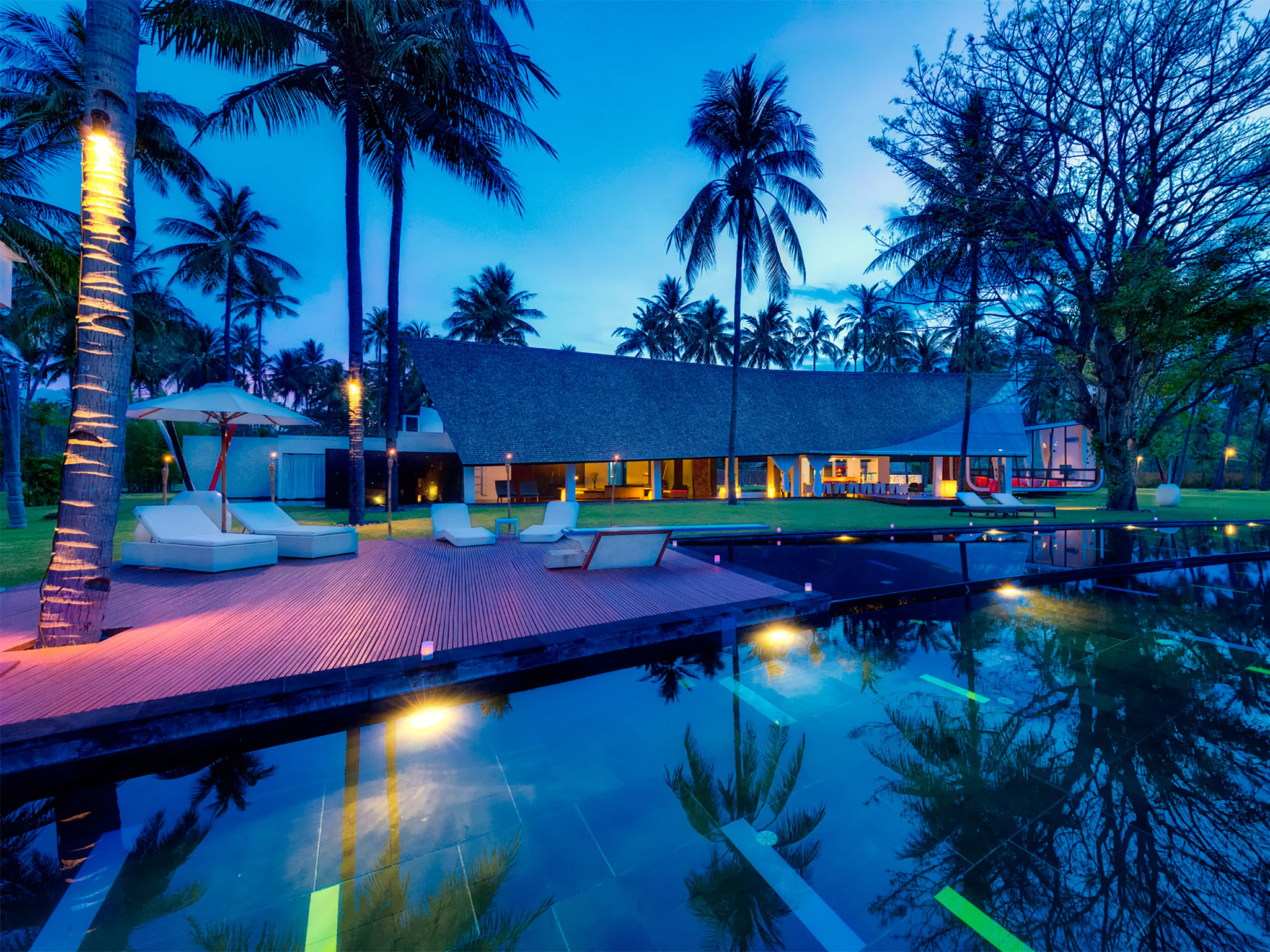 Photo Gallery | Villa Sapi - Beachfront Sira Beach 6 bedroom villa, Lombok